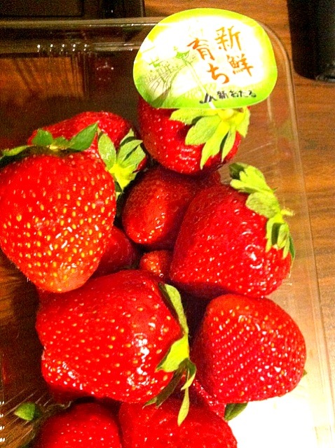 sweet sweet strawberries 小樽/じょじょ | Snapdish[スナップディッシュ]