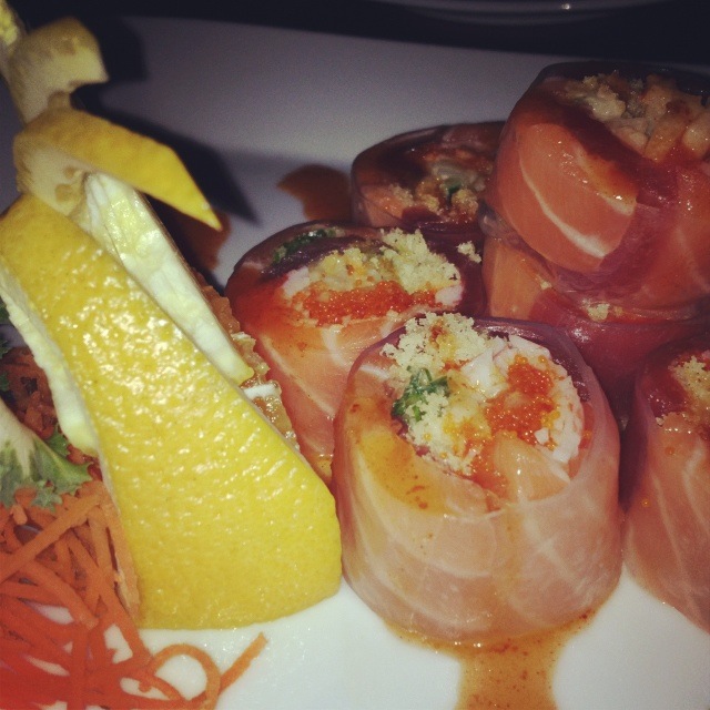 Firecracker Roll/Shaina | Snapdish[スナップディッシュ]