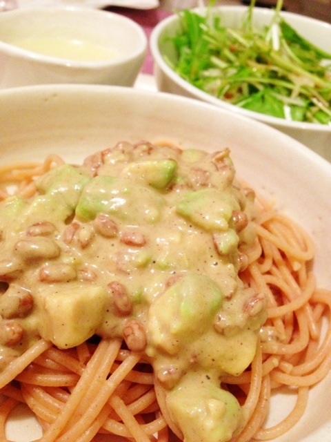 アボカドと納豆の豆乳クリームパスタ/Everyday Sweets💕さんのレシピ | Snapdish[スナップディッシュ]