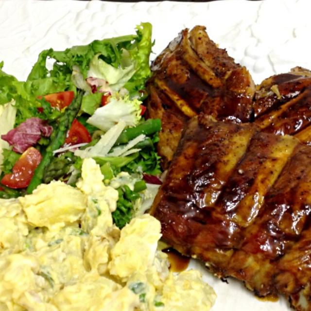Baby back ribsasparagus s.../Steve Pountney | Snapdish[スナップディッシュ]