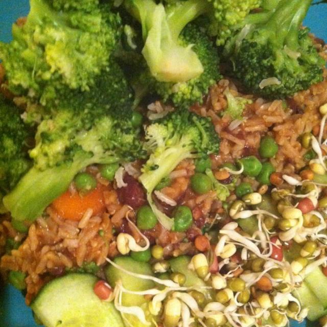 Broccoli with savoury rice .../Nick Hider | Snapdish[スナップディッシュ]