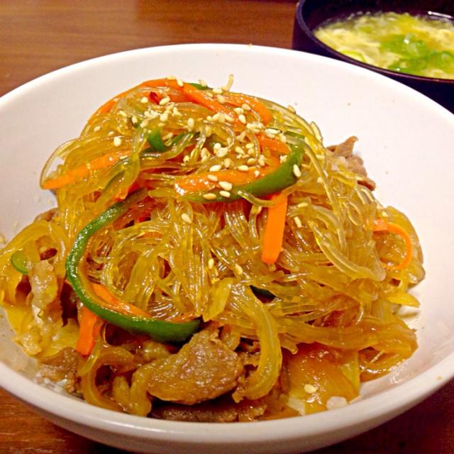 チャプチェ牛丼とかき卵スープ/あやか | Snapdish[スナップディッシュ]