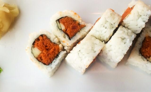 Spicy Tuna Roll from Ren Sushi/sooprcoolchica | Snapdish[スナップディッシュ]