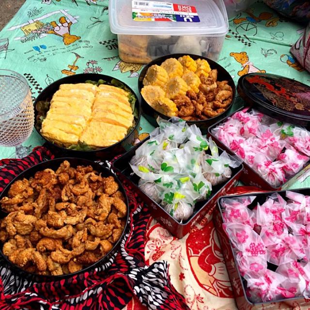 In Oji zoo Kobe picnic with.../Babyluv Cabrera Ocampo | Snapdish[スナップディッシュ]