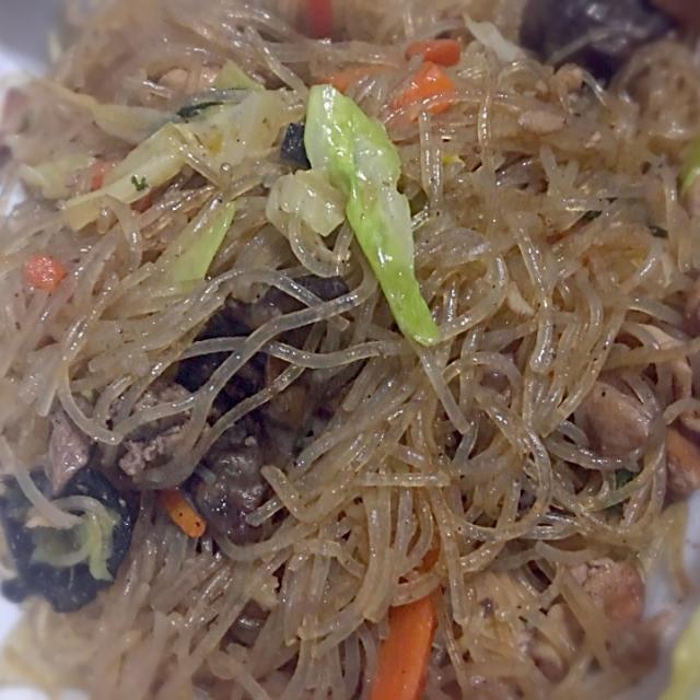 Sotanghon Guisado Filipino .../Cathy De Guzman | Snapdish[スナップディッシュ]
