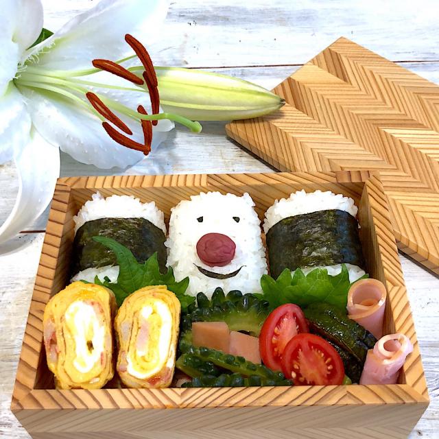 おにぎり弁当 笑顔のおにぎり/LaLamama | Snapdish[スナップディッシュ]