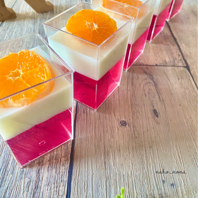 プルンプルン ミルクとぶどうの寒天ゼリー/naho_nona | Snapdish[スナップディッシュ]