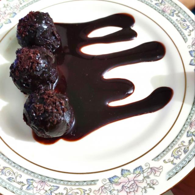 Chocolate Ball/Sweet Gallery | Snapdish[スナップディッシュ]