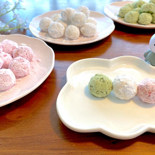 3色米粉のスノーボールクッキー/LOVE♡SWEETS | Snapdish[スナップディッシュ]