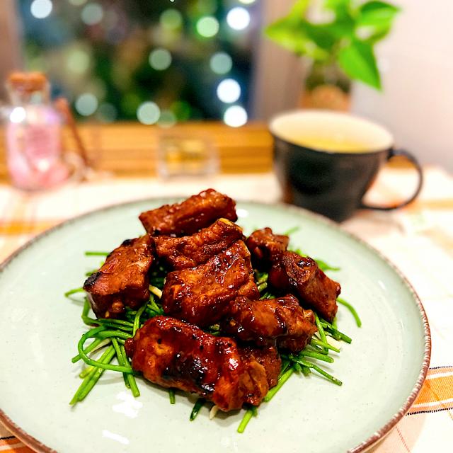 Braised Brazil pork ribs wi.../Zhen Zhen | Snapdish[スナップディッシュ]