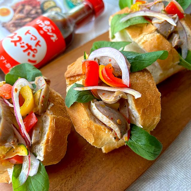 食卓を紡ぐおたより便 トマポン砂肝のバゲットサンド/まなまな♡さんのレシピ | Snapdish[スナップディッシュ]