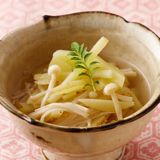 新じゃがのレンチン煮びたし/にんべんだしアンバサダーSnapdish支部さんのレシピ | Snapdish[スナップディッシュ]