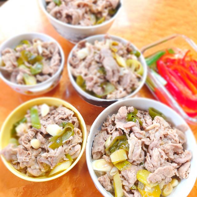 ネギ豚ぶっかけ丼/akkiy | Snapdish[スナップディッシュ]