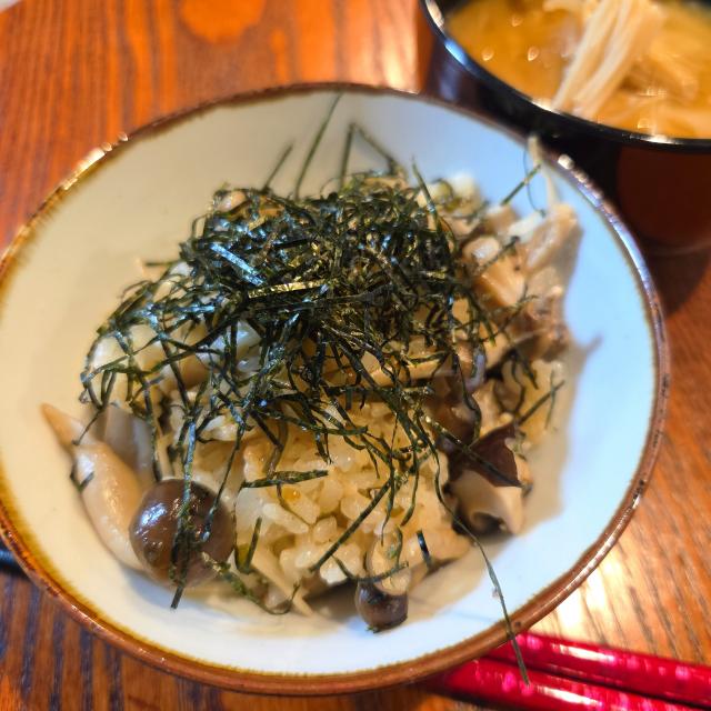 キノコの炊き込みご飯 えのきの味噌汁/aoi | Snapdish[スナップディッシュ]