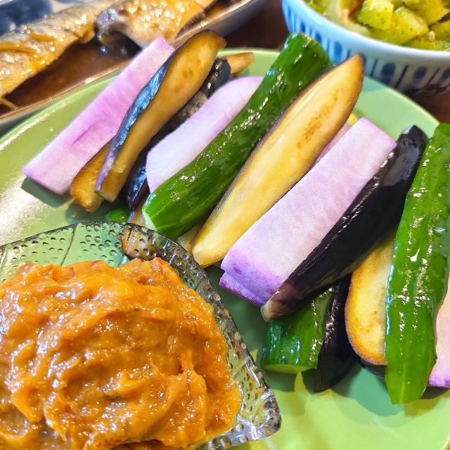 自家製はちみつ梅味噌で 野菜スティック/aoi | Snapdish[スナップディッシュ]